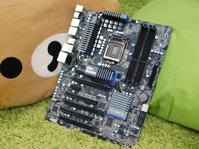 豪華P67平台之選 GIGABYTE GA-P67A-UD5 - 電腦領域 HKEPC Hardware - 全港 No.1 PC網站