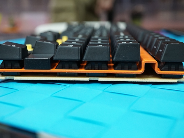 一般鍵盤不能比擬的爽快觸感 VPRO V500 機械式電競鍵盤 - 電腦領域 HKEPC Hardware - 全港 No.1 PC網站