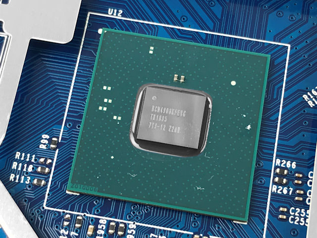 2.5Gbps LAN、三頻 AX11000 NETGEAR Nighthawk Tri-Band AX12 Router - 電腦領域 ...