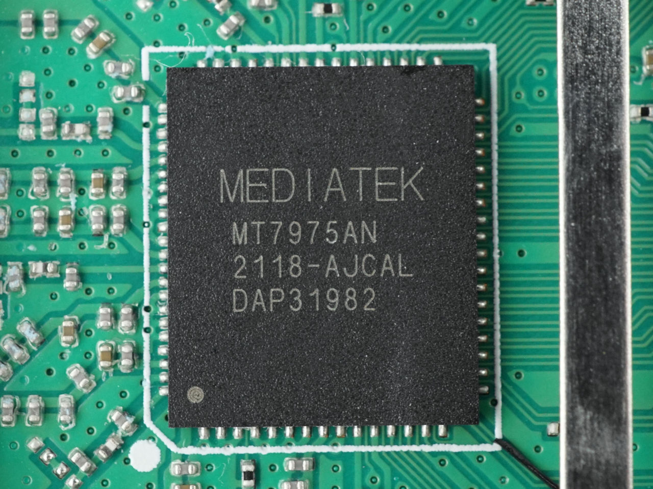 HK$830 買到 4T4R Wi-Fi 6 D-Link DIR-X3260 AX3200 無線路由器拆機評測 - 電腦領域 HKEPC ...