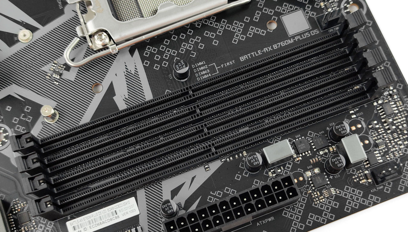 賣 HK$899 !! 真係頂爛市 ..... Colorful BATTLE-AX B760M-PLUS D5 V20 - 電腦領域 ...