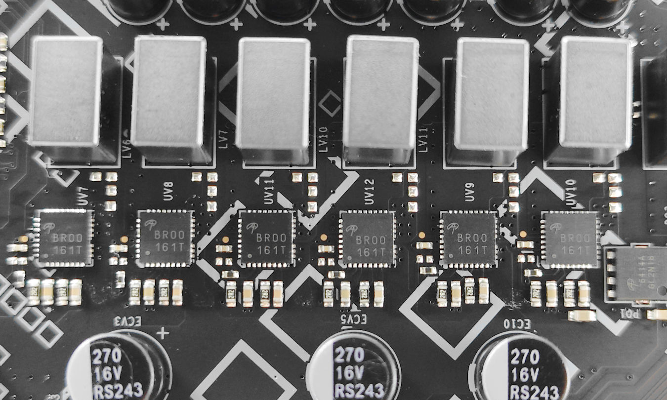 賣 HK$899 !! 真係頂爛市 ..... Colorful BATTLE-AX B760M-PLUS D5 V20 - 電腦領域 ...