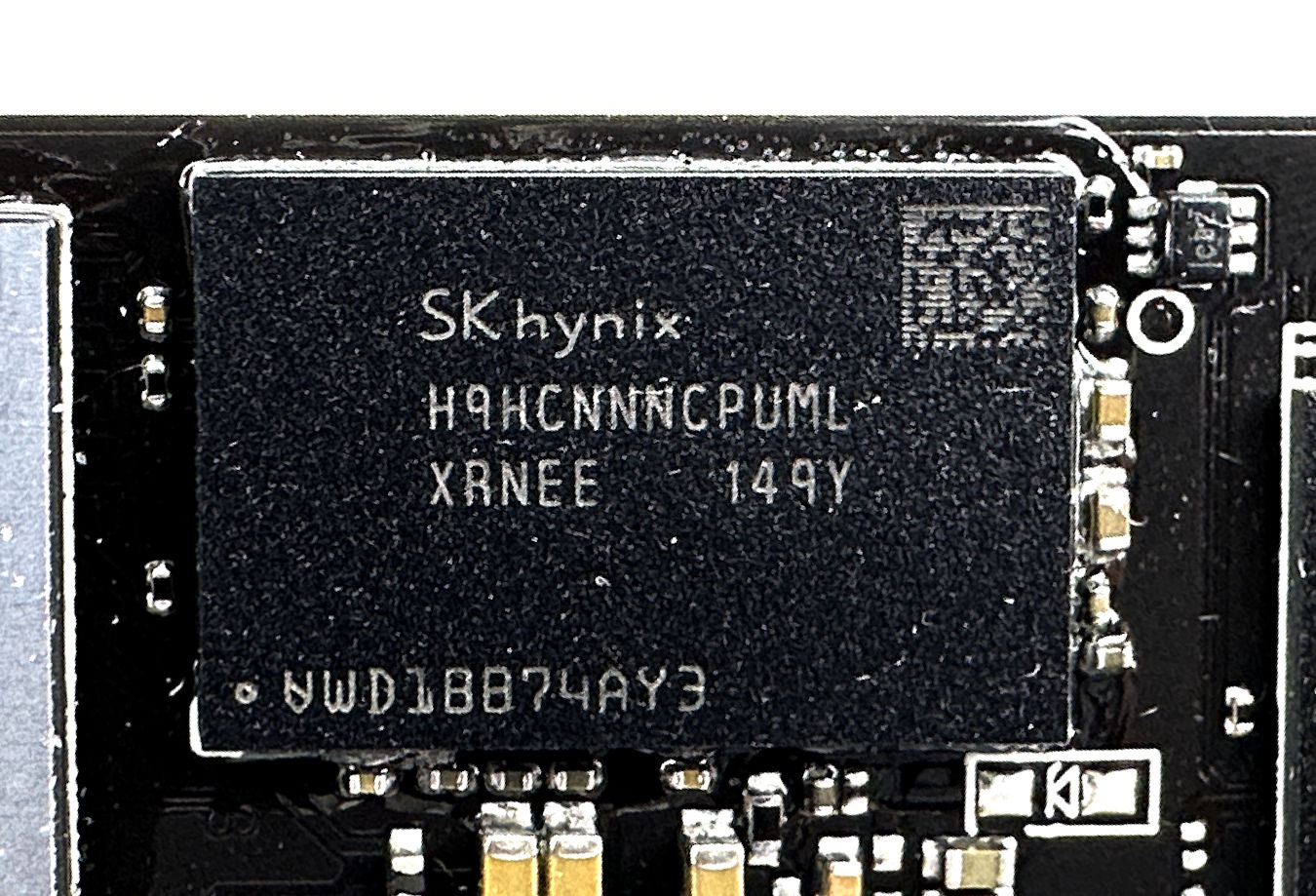 超狂 !! 10,000MB/s 極速 AORUS Gen5 10000 SSD 2TB 版本 - 電腦領域 HKEPC Hardware - 全港 No.1 PC網站