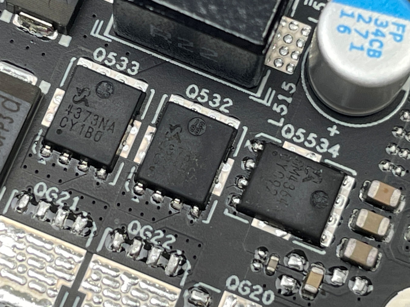 又短、又勁 ..... 正啊 !! iGame GeForce RTX 4060 Ti Mini OC - 電腦領域 HKEPC ...