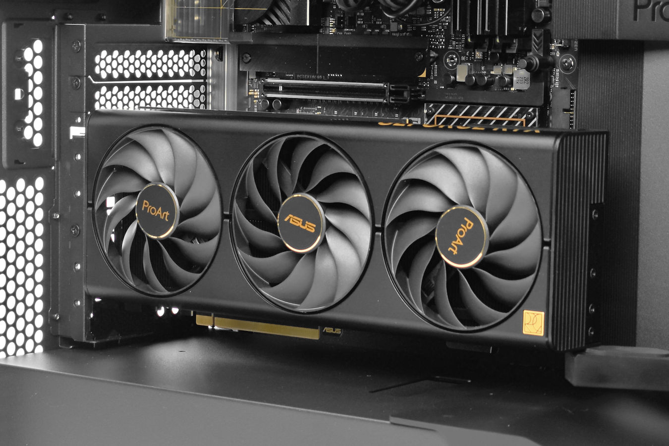 打造 ProArt 全家桶 !! ASUS ProArt PA602 工作站機箱 - 電腦領域 HKEPC Hardware - 全港 No.1 PC網站