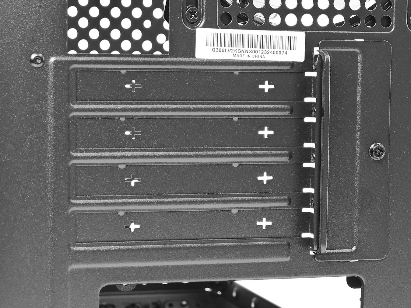 入門 QUBE 新箱 Cooler Master Q300L V2 機箱 - 電腦領域 HKEPC Hardware - 全港 No.1 PC網站