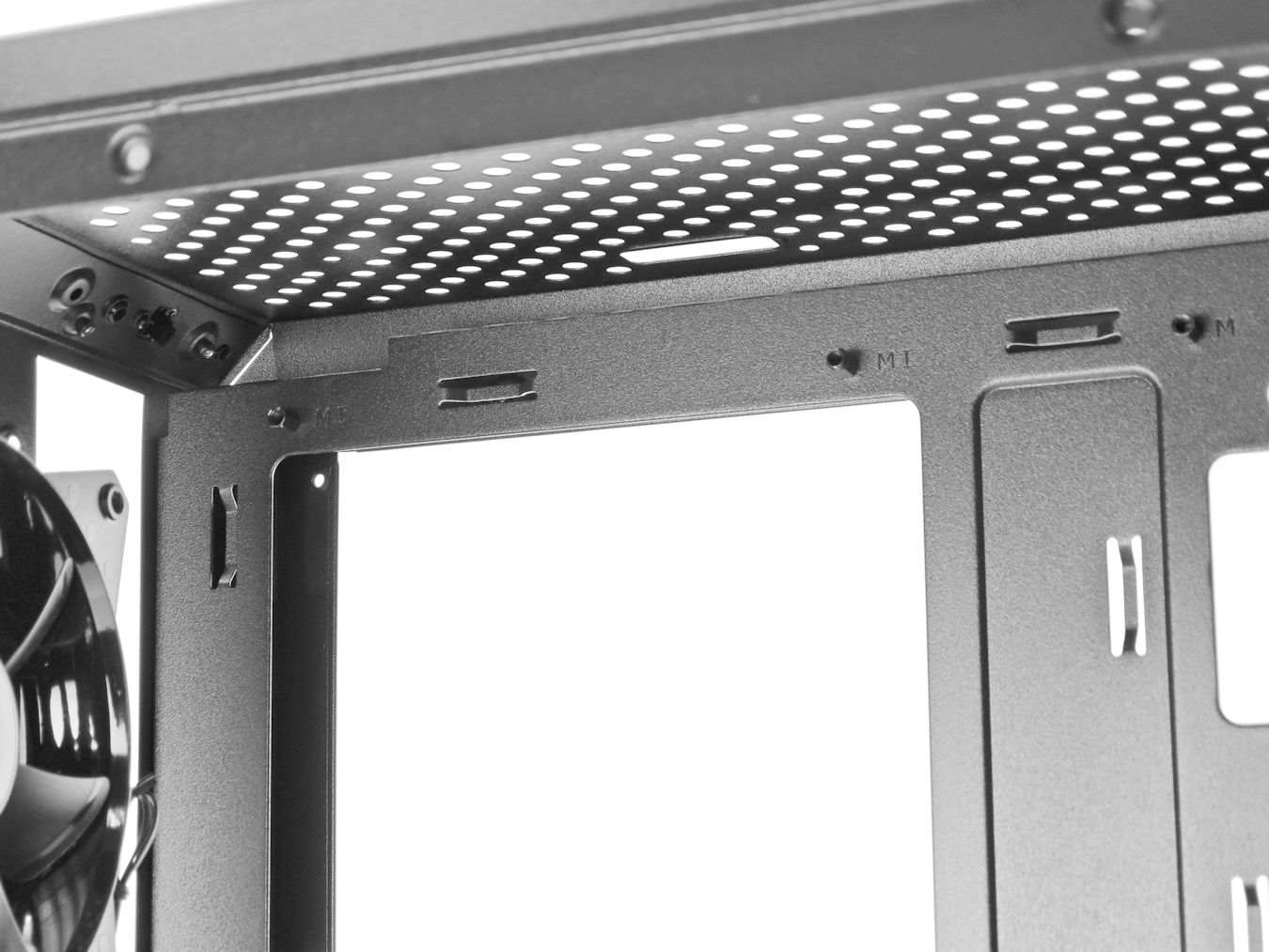 入門 QUBE 新箱 Cooler Master Q300L V2 機箱 - 電腦領域 HKEPC Hardware - 全港 No.1 PC網站