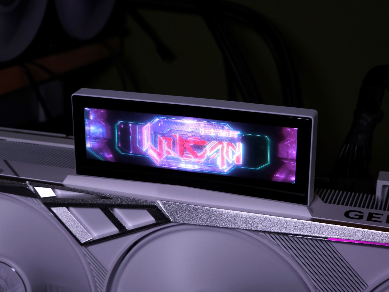 磁吸式分體 LCD、一鍵超頻 iGame RTX 4080 SUPER Vulcan W OC - 電腦領域 HKEPC Hardware ...