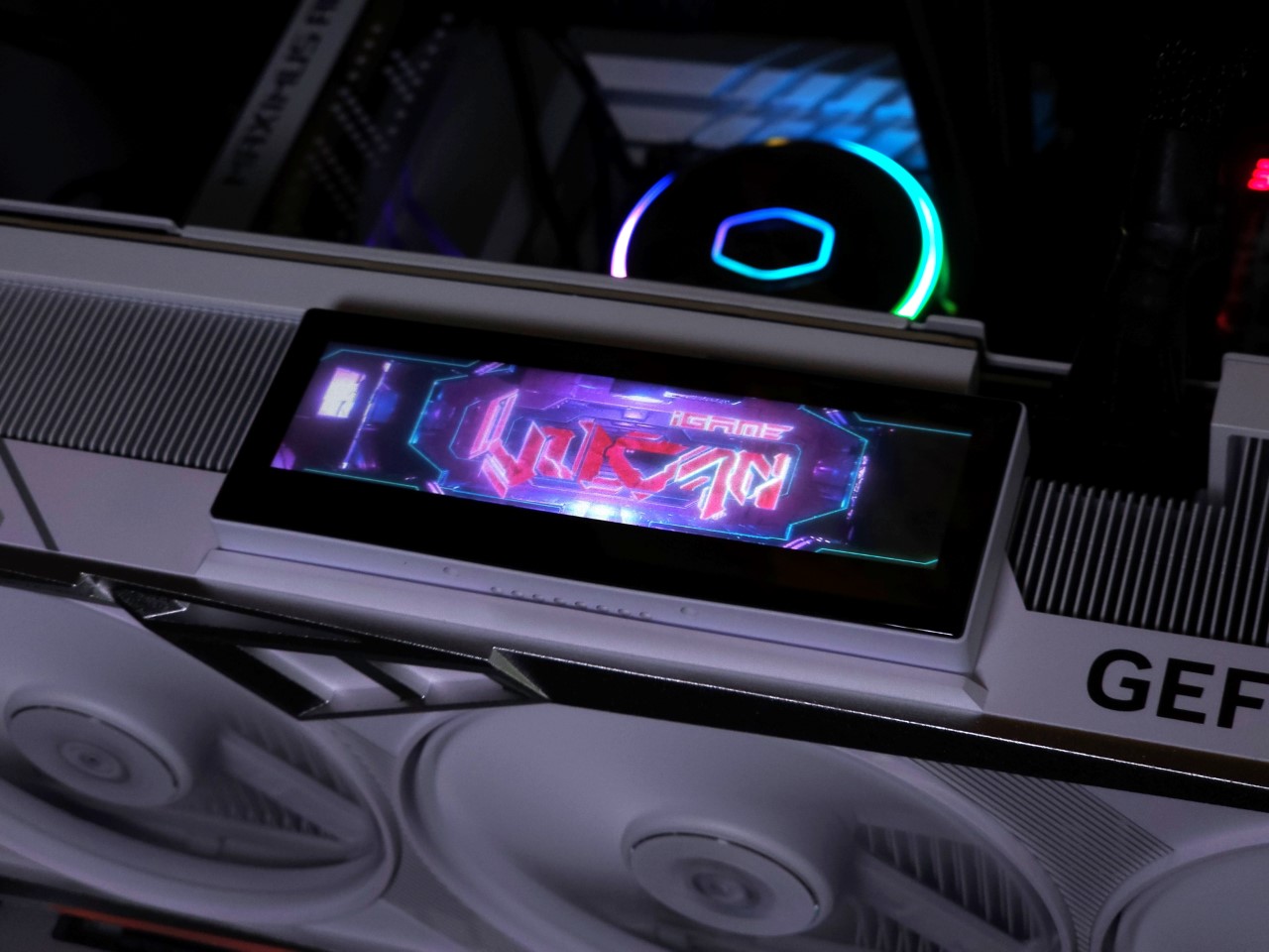 磁吸式分體 LCD、一鍵超頻 iGame RTX 4080 SUPER Vulcan W OC - 電腦領域 HKEPC Hardware ...