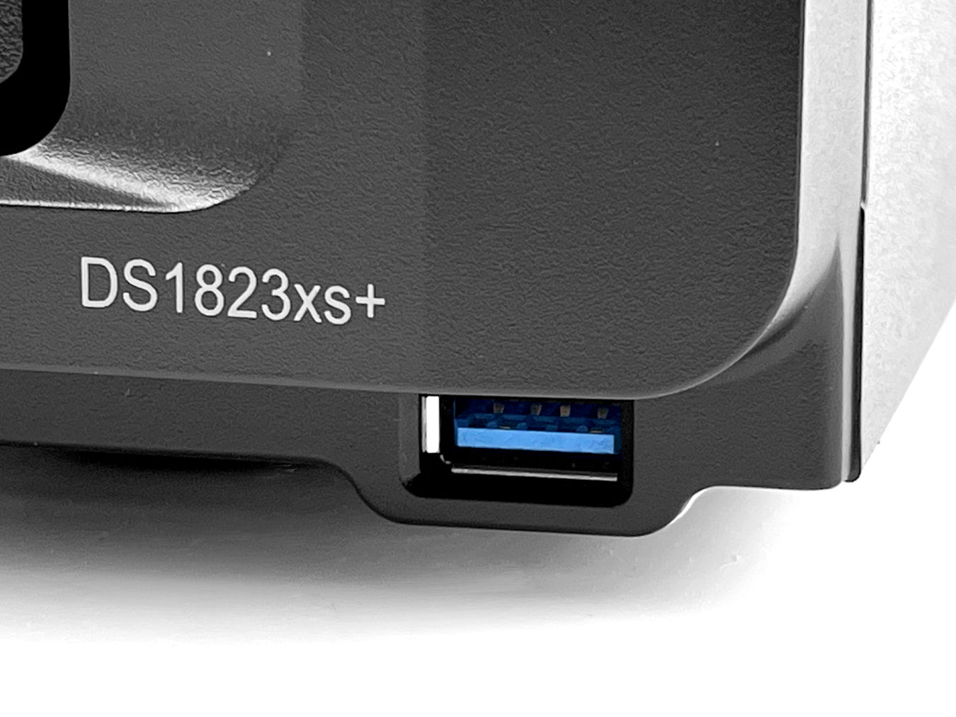 中小型公司伺服器之選 Synology DiskStation DS1823xs+ - 電腦領域 HKEPC Hardware - 全港 No.1 PC網站