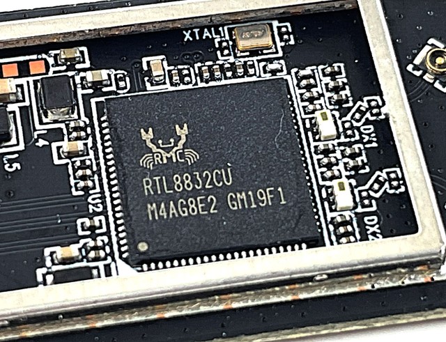 升級 Wi-Fi 6E、2.4Gbps 極速 MSI AXE5400 WiFi USB 無線網絡卡 - 電腦領域 HKEPC Hardware ...