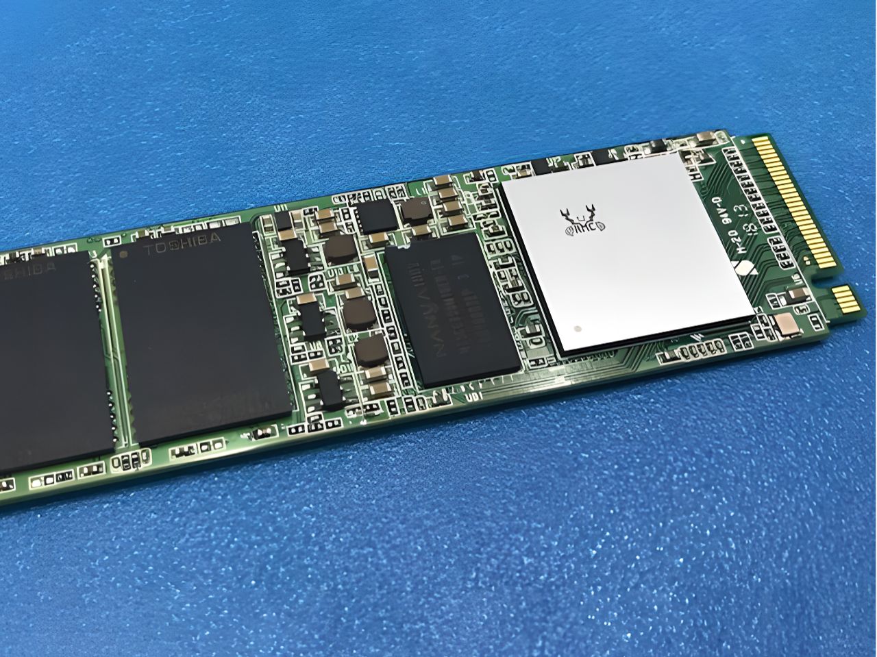 Realtek RTS5781DL Gen5 控制器 10GB/s 極速、4K IOPS 可達 140 萬 - 電腦領域 HKEPC ...