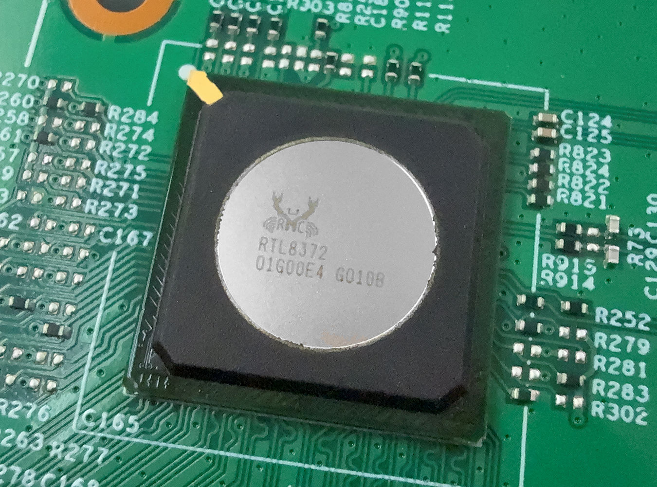 低功耗設計、USB-C 供電 Linksys LN2305 5-Port 2.5G Switch 實測 - 電腦領域 HKEPC ...