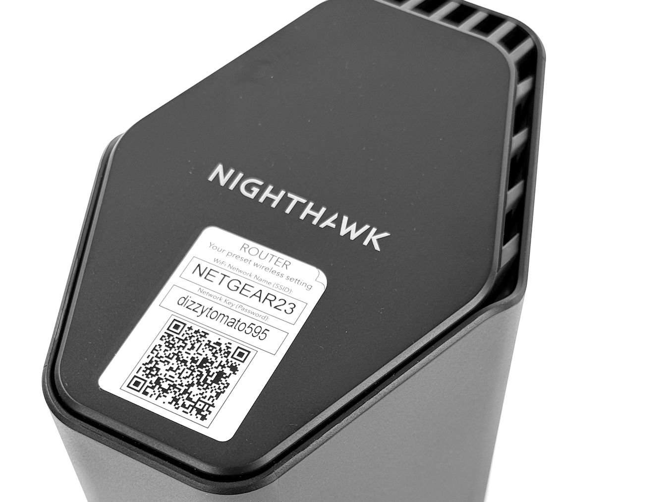 入門 Wi-Fi 7、BE6500 速度 NETGEAR Nighthawk RS200 Wi-Fi 7 Router - 電腦領域 ...