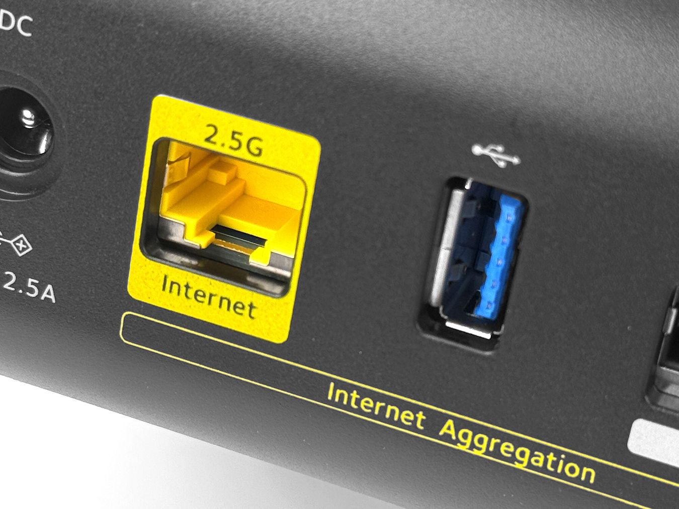 入門 Wi-Fi 7、BE6500 速度 NETGEAR Nighthawk RS200 Wi-Fi 7 Router - 電腦領域 ...