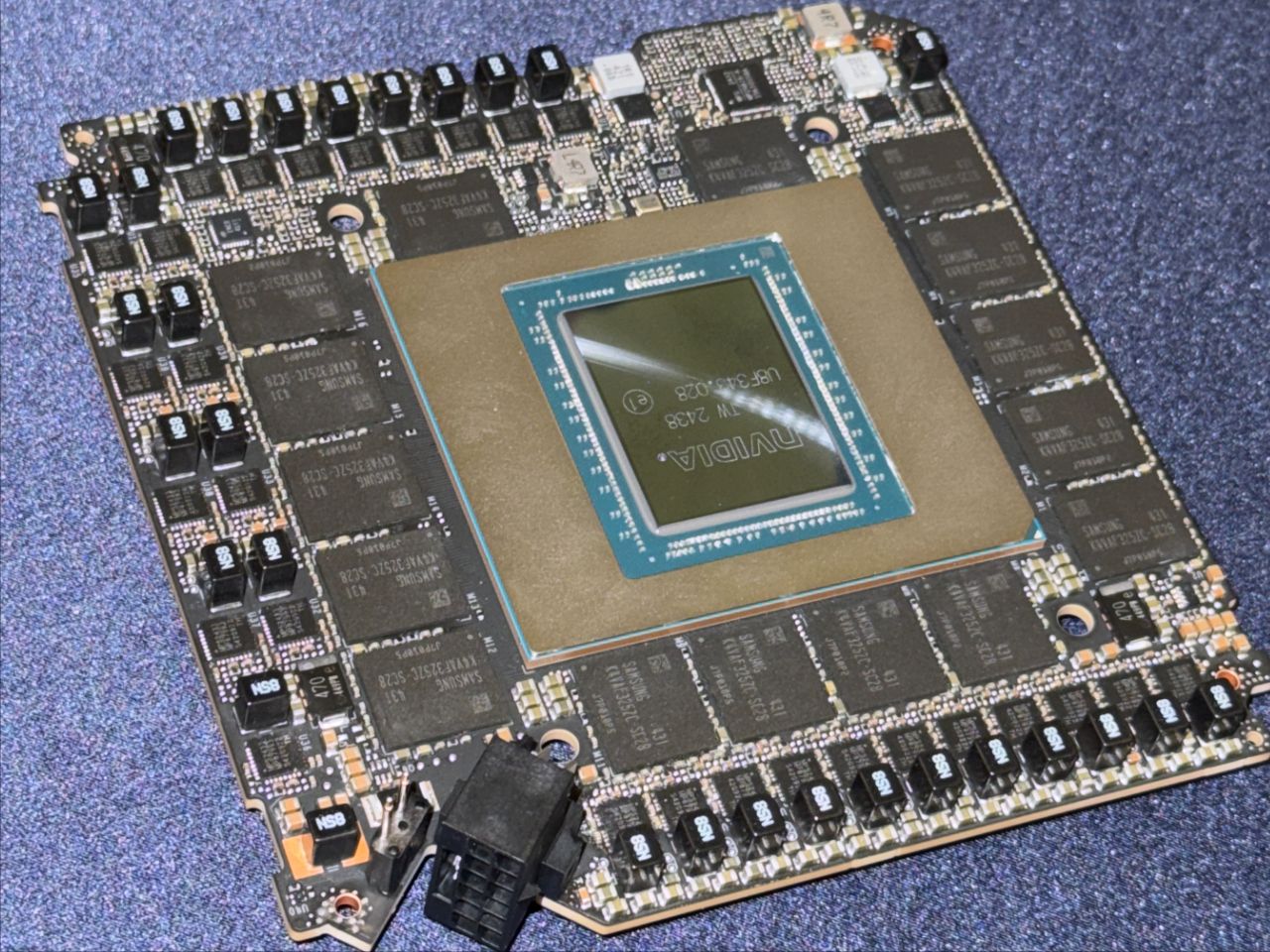 全新 Blackwell GPU 架構 !! NVIDIA GeForce RTX 5090 D 顯示卡實測 - 電腦領域 HKEPC Hardware - 全港 No.1 PC網站