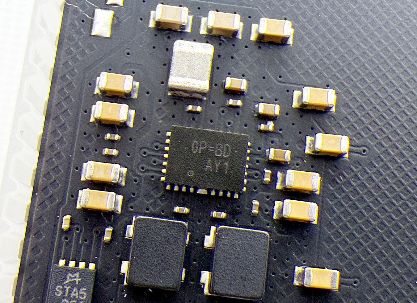 魔鏡號 !! 特挑 M-Die 顆粒 PREDATOR HERA D5-8400 C40 48GB Kit 記憶體 - 電腦領域 HKEPC Hardware - 全港 No.1 PC網站