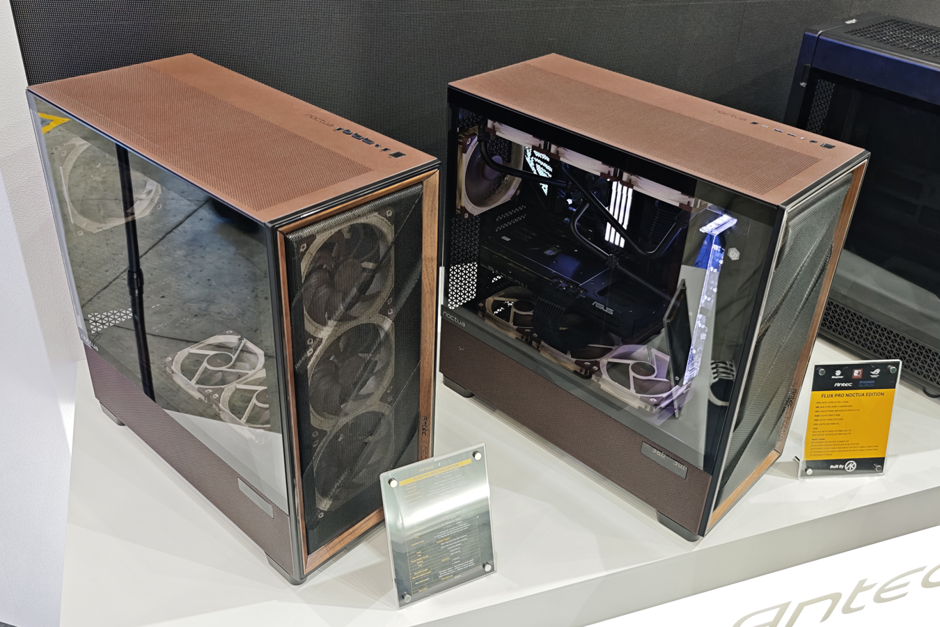ANTEC 新款機箱、水冷、電源登場 萬眾期待 全新 Flux Pro Noctua Edition 機箱 - 電腦領域 HKEPC Hardware - 全港 No.1 PC網站