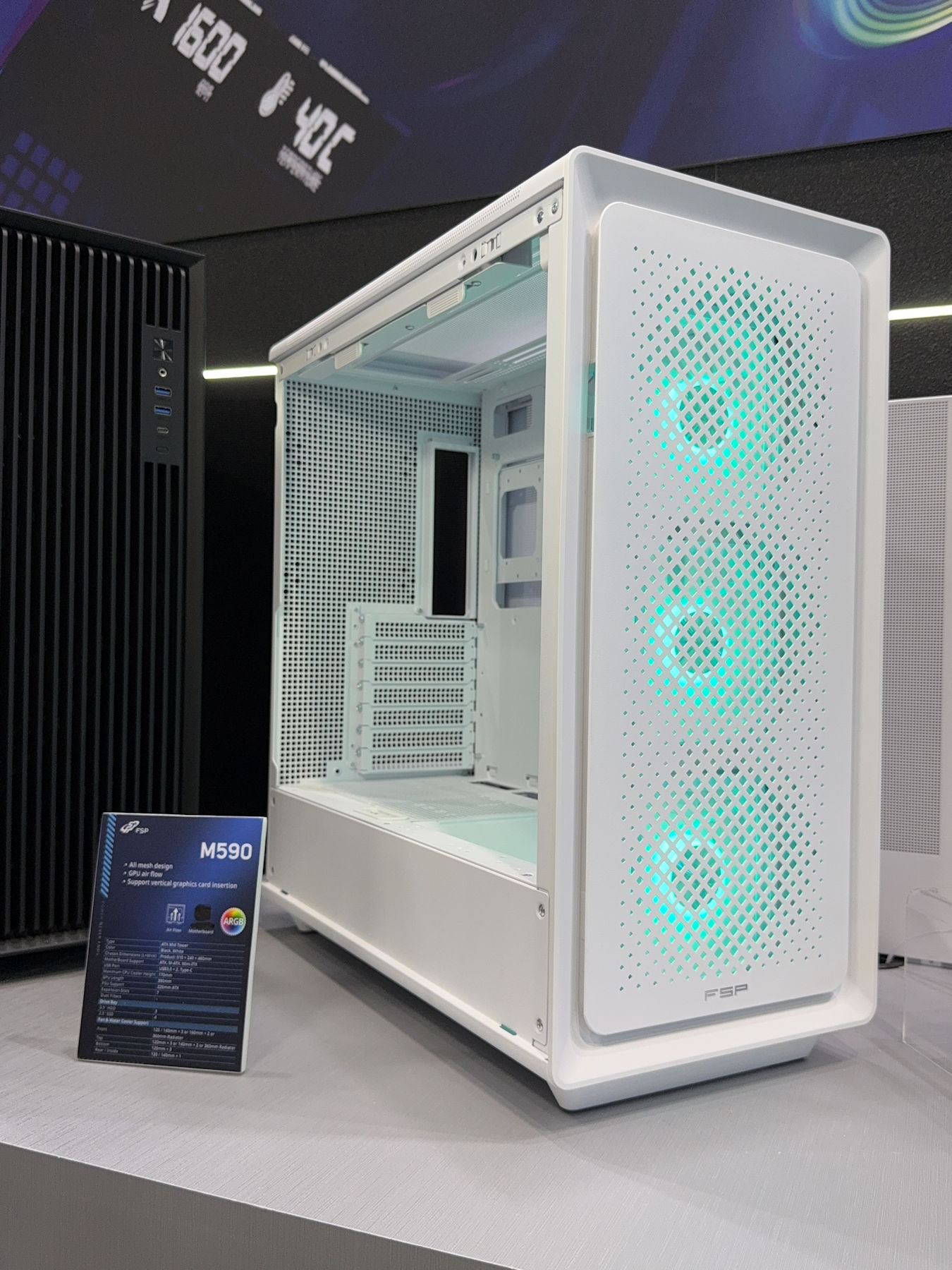 FSP 展出新款 PSU、機殼、散熱器 全新 Dagger SFX 電源、S550 ITX 機箱 - 電腦領域 HKEPC Hardware - 全港 No.1 PC網站